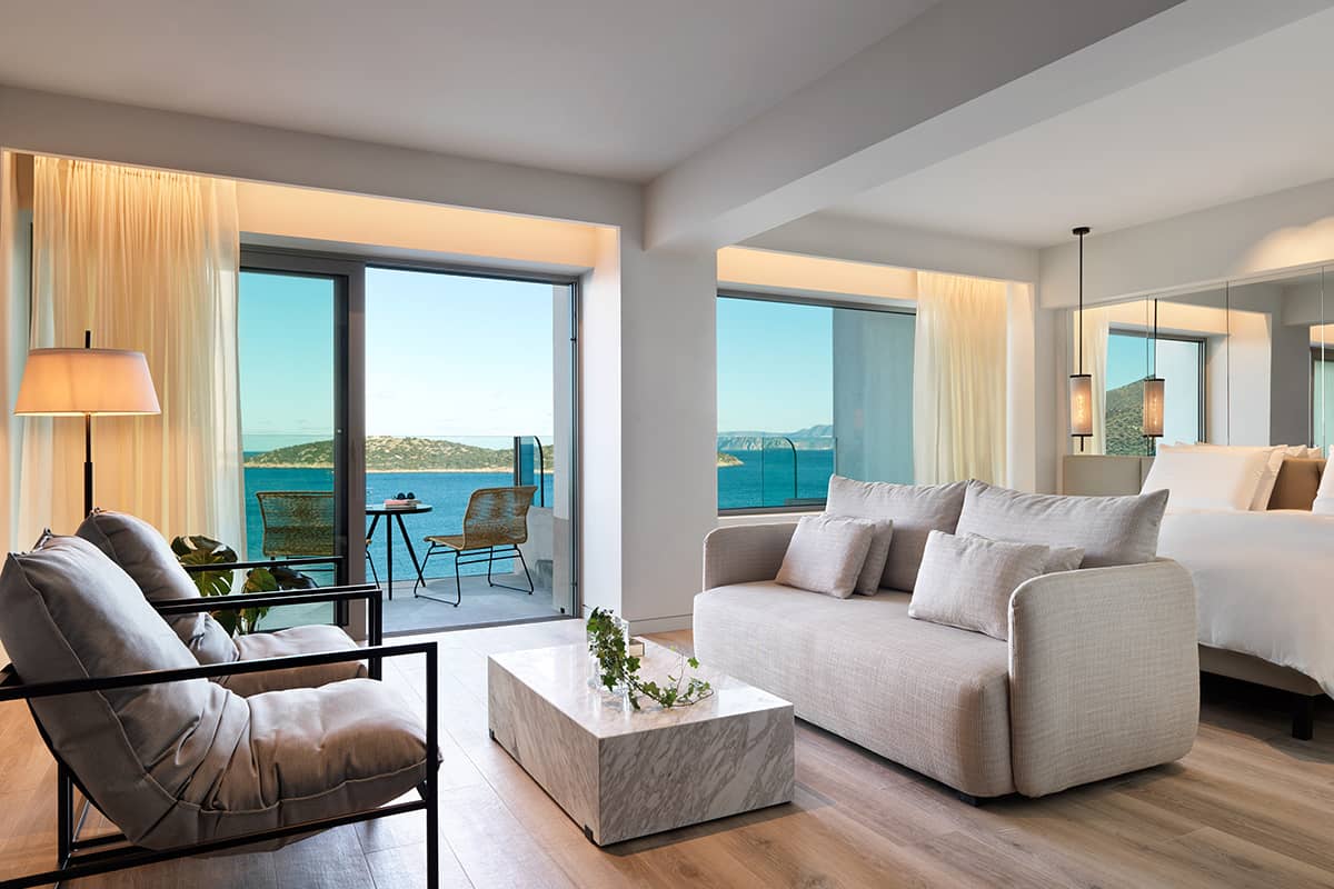 Step into the breath-taking Stunning Sea View suites with Plunge Pool ...